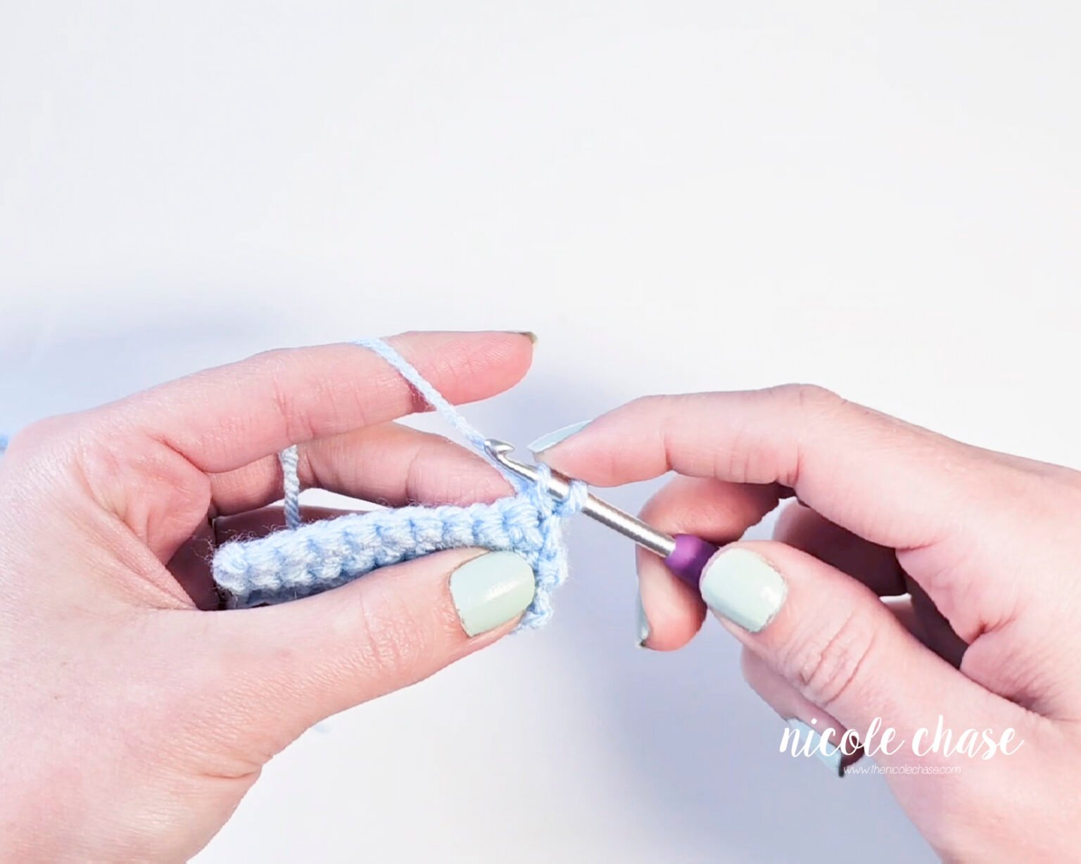 How to Single Crochet: Best Beginners Guide to the Single Crochet Stitch