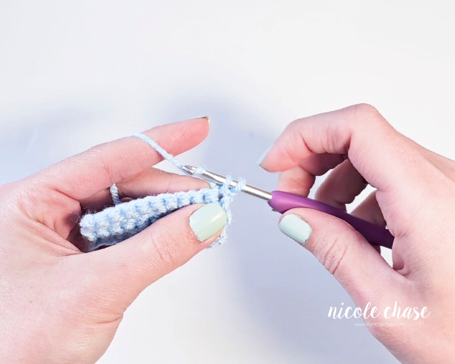 How to Single Crochet (SC) - Beginner Video Tutorial