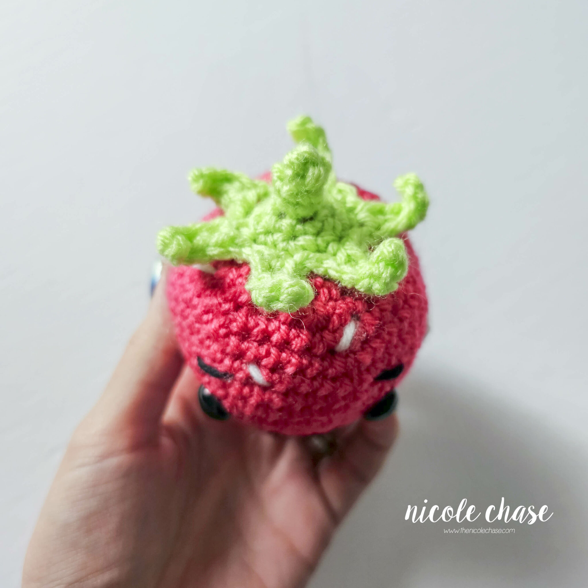 Free Crochet Strawberry Pattern: Easy Amigurumi for Beginners