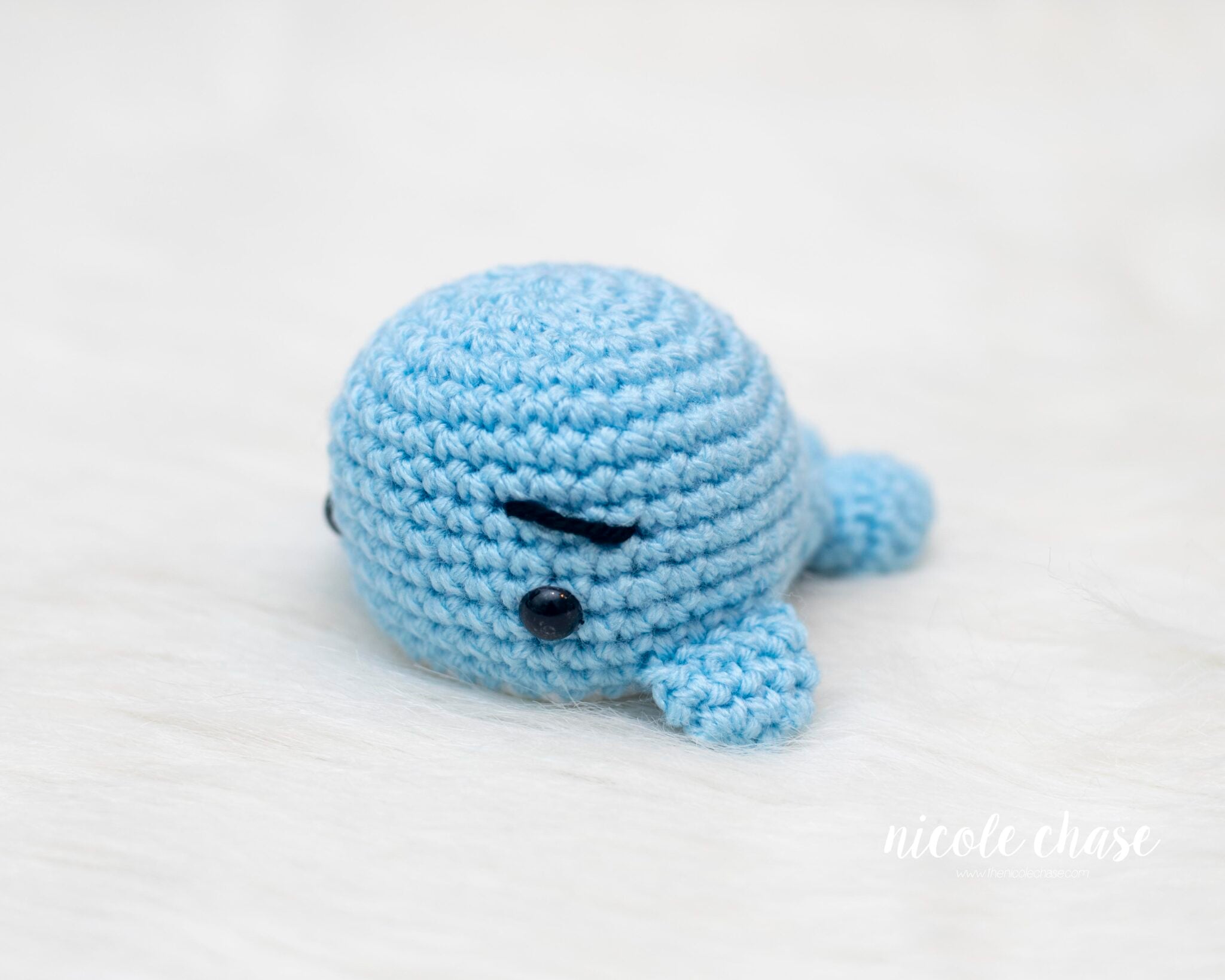 FREE Mini Whale Crochet Pattern & Video Tutorial
