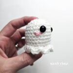 FREE Tiny Ghost Crochet Pattern: Easy Halloween Amigurumi