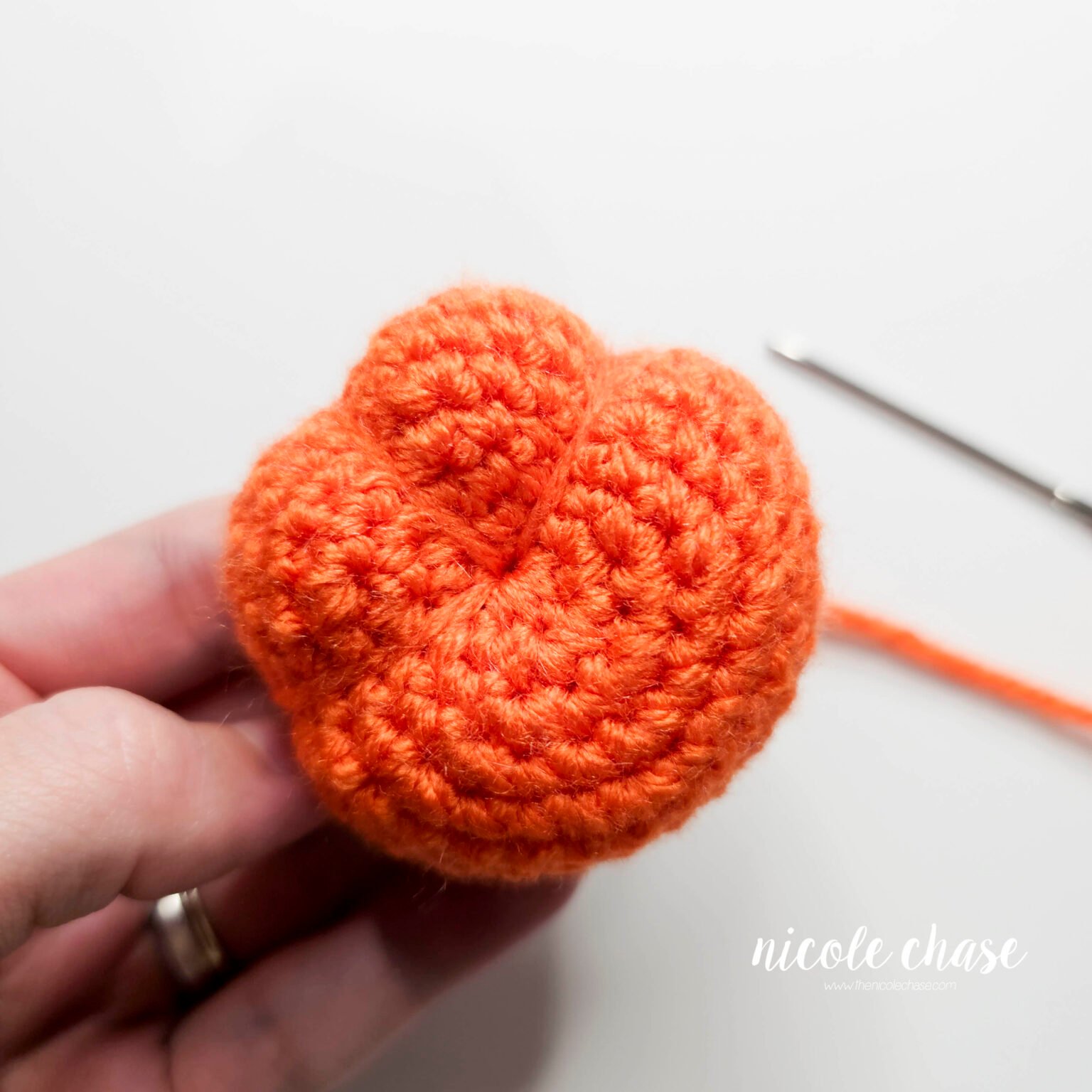 Small Crochet Pumpkin Pattern - Free Pumpkin Amigurumi