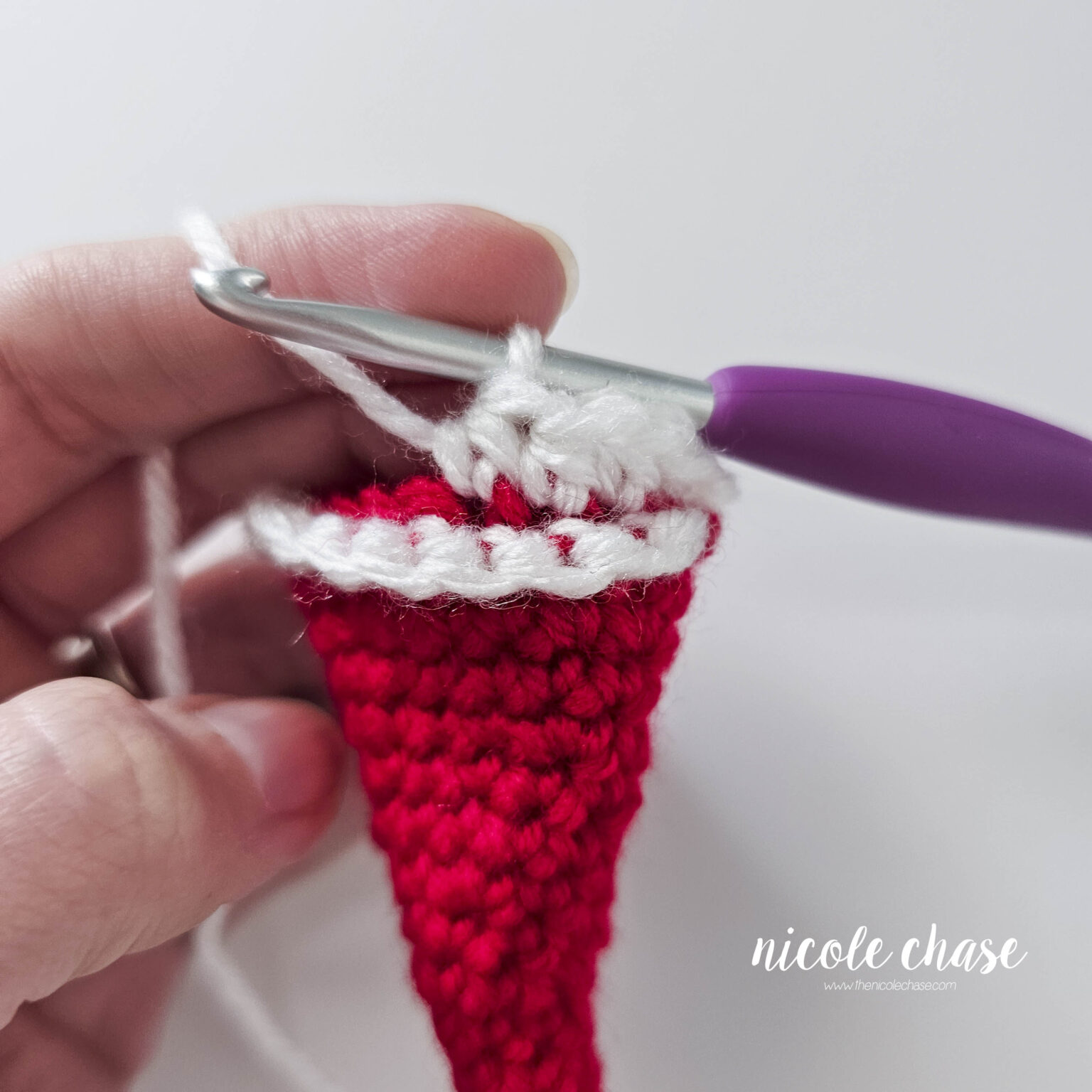 Free Pattern Santa Crochet Ornament - Santa Hat