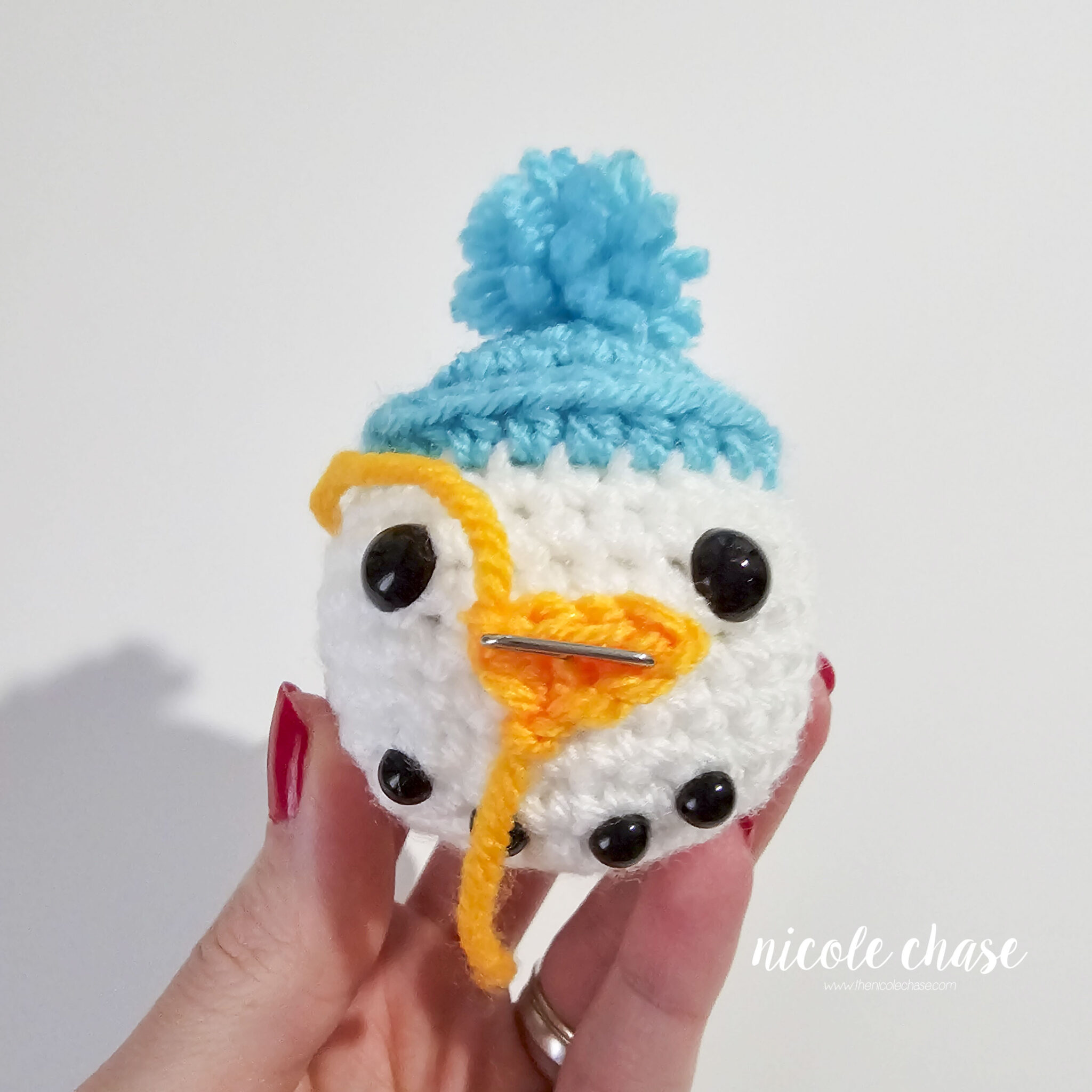 FREE Crochet Snowman Ornament Pattern: Tiny Snowman