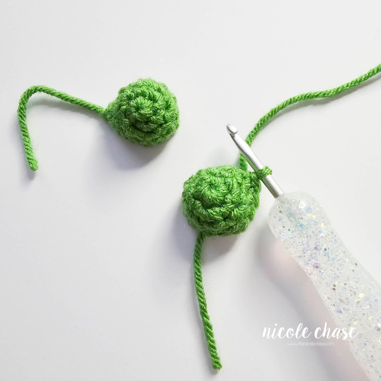 No-Sew FREE Frog Crochet Pattern (Easy Amigurumi)