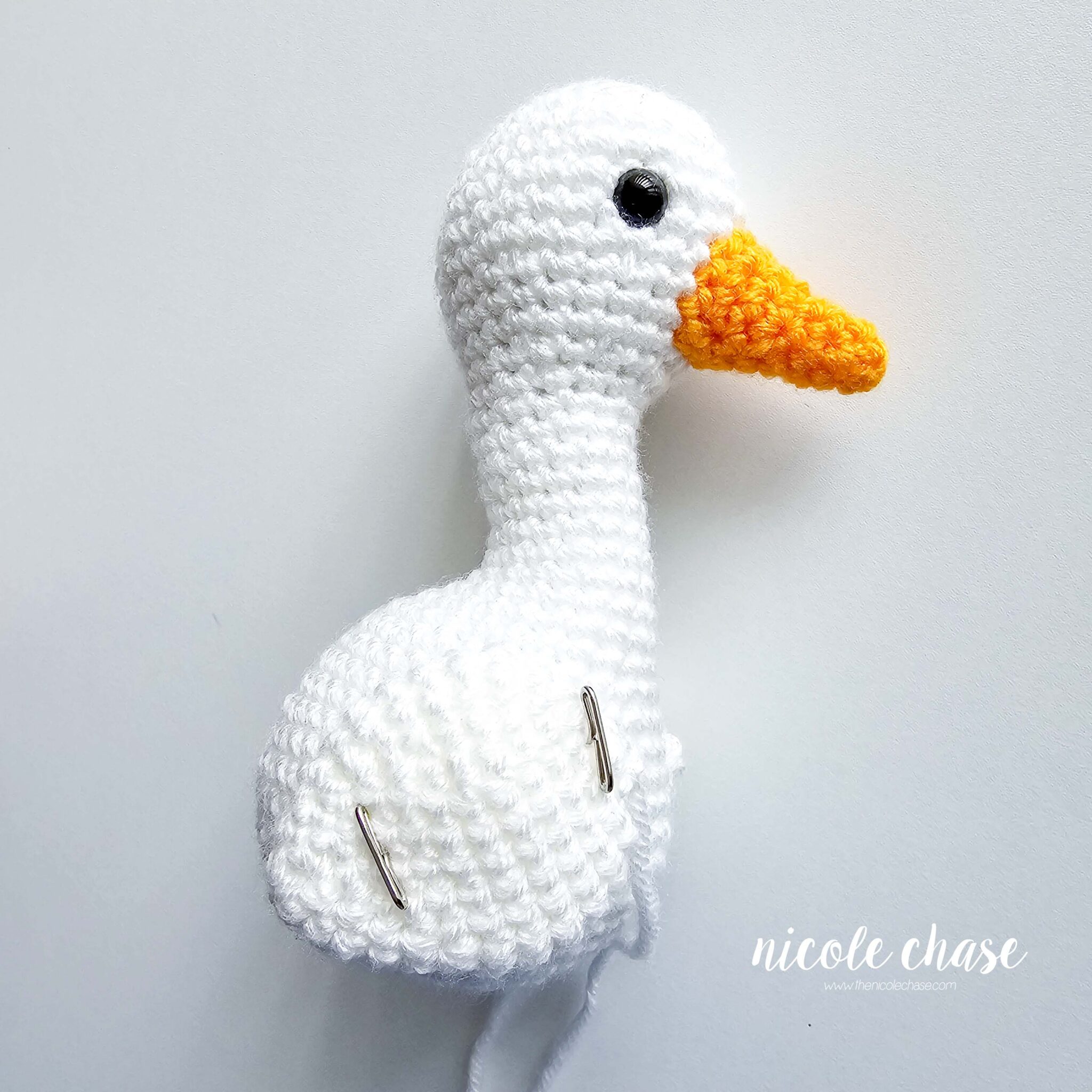 Free Goose Crochet Pattern: Gwen the Silly Goose Amigurumi